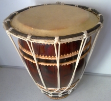 Tamburo Afro Cubano Djembe in legno di alta qualità